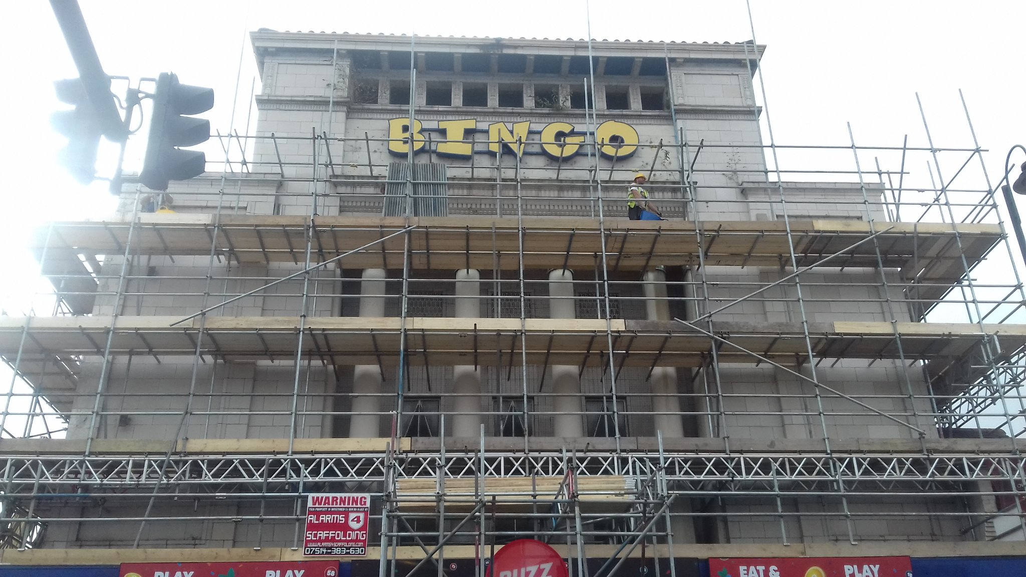 Tooting Buzz/Gala/Granada Clad In Scaffolding « Tooting History Group